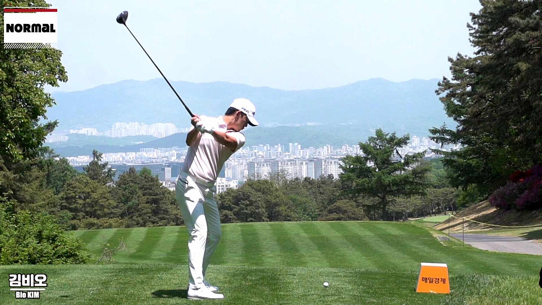 [KPGA Swing] '매경오픈 챔피언' 김비오의 드라이버 스윙 - 네이버 TV