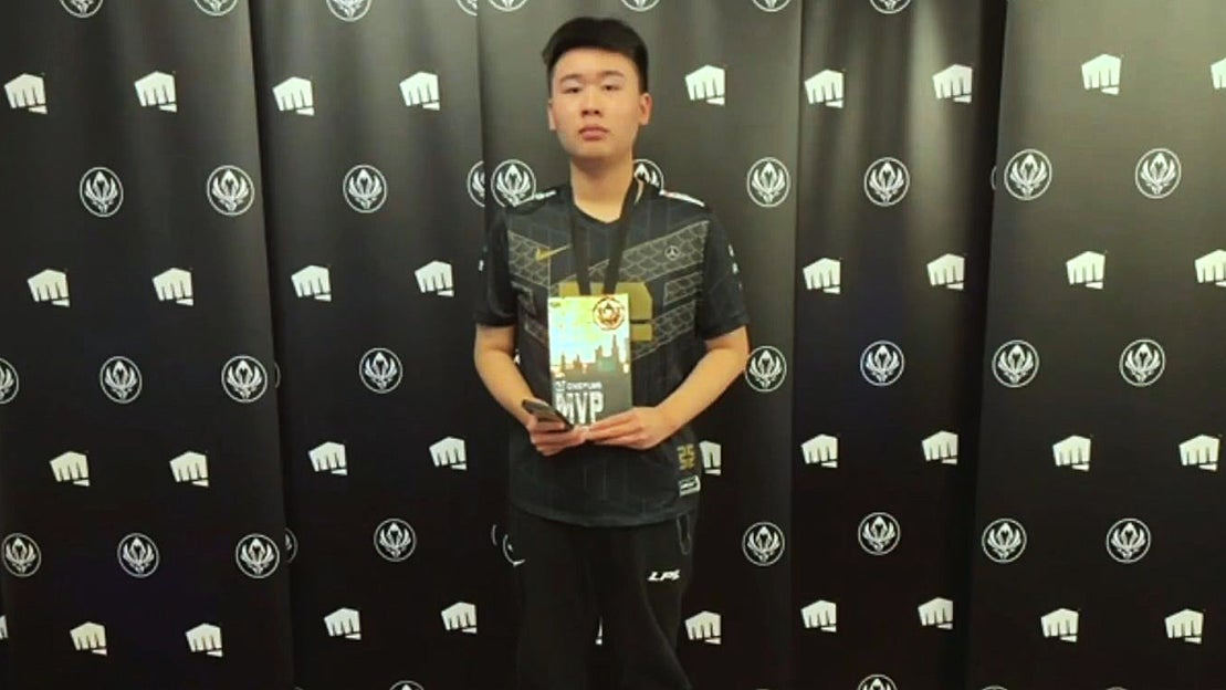 '2022 MSI Finals MVP' RNG의 Wei 선수 인터뷰 - 네이버 TV