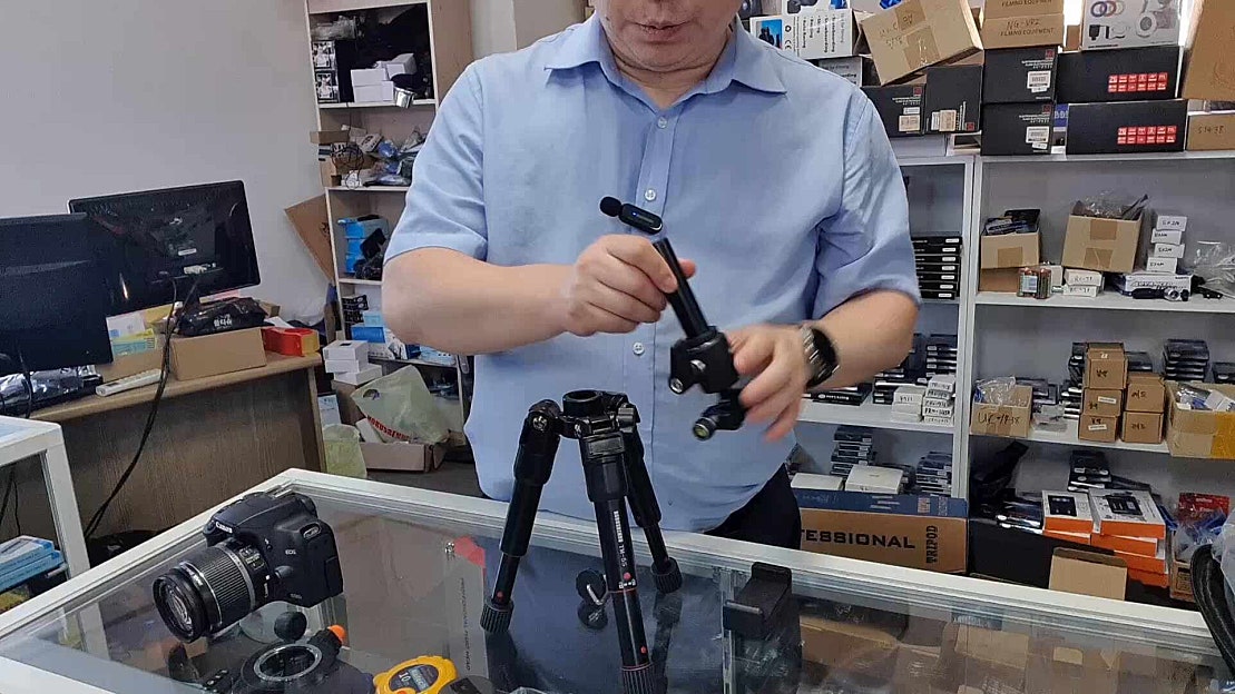 가방속에 쏙... 미니 삼각대 TM-5S 하나 부터 열까지. - 네이버 TV