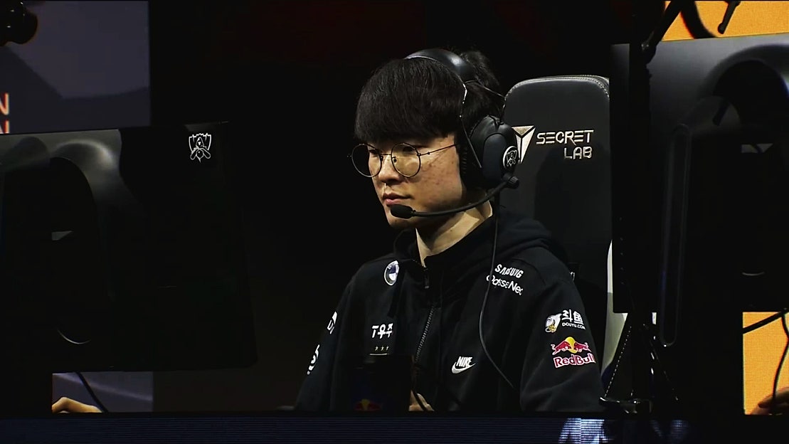 C9-T1 그룹스테이지 Day3 4경기 하이라이트 - 네이버 TV