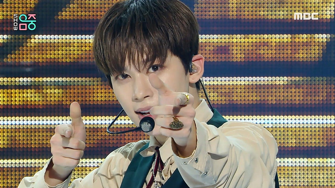 유나이트 - 배드 큐피드 (YOUNITE - Bad Cupid), MBC 221112 방송 - 네이버 TV