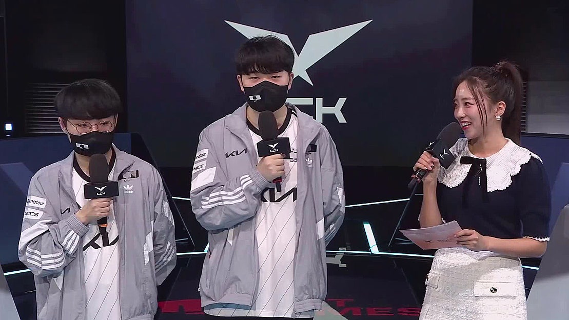 '다시 연승 가겠습니다!' 승리팀 MVP, Canyon-ShowMaker 인터뷰 - 네이버 TV