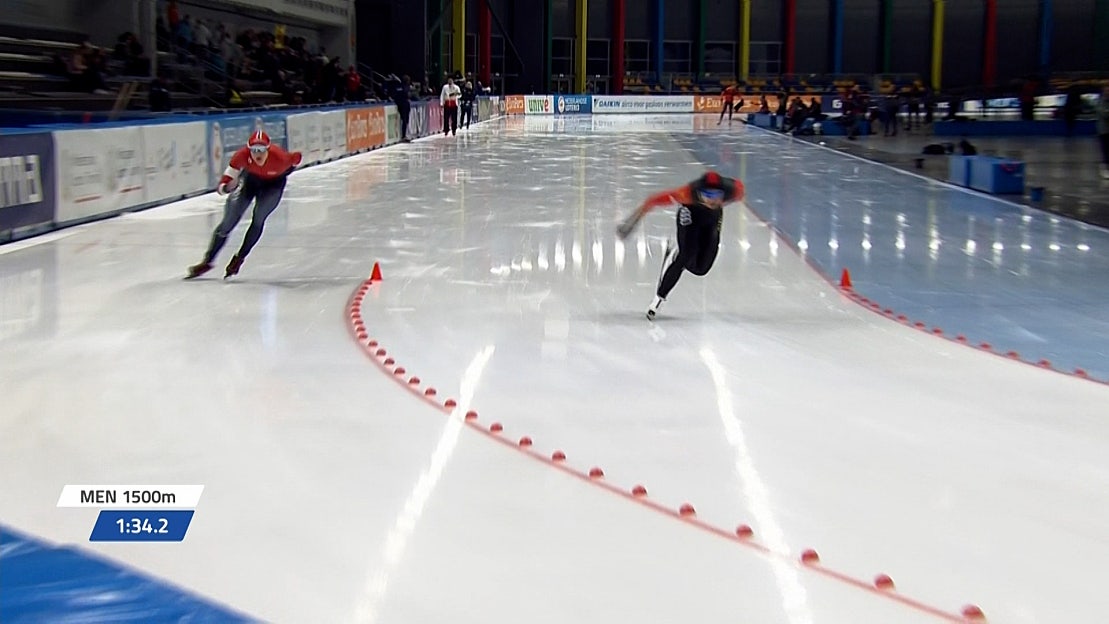 뒤쳐진 기록으로 들어온 샌더 이트렘과 닝중옌 [월드컵 5차 남자 1500m] - 네이버 TV