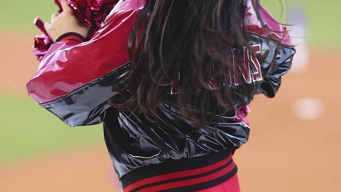 '오스틴! 날려버려!' 김이서 치어리더(Kim Iseo) 쇼츠 @프로야구(LG트윈스) - 네이버 TV