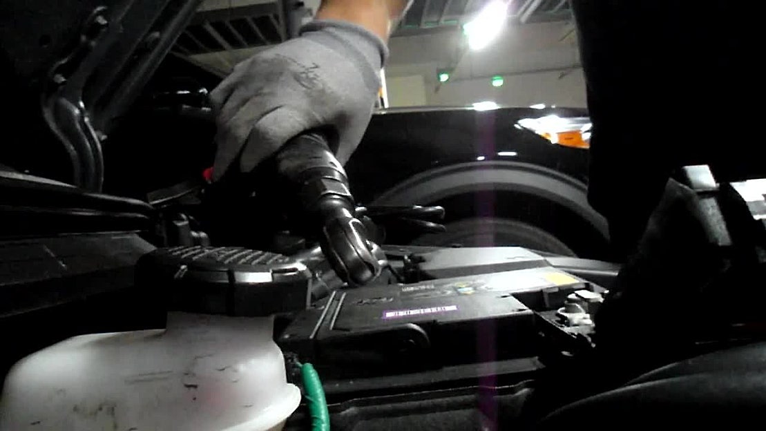 대전 중구 오류동 아반떼 CN7 델코 AGM 60L LN2 배터리 교체 - 네이버 TV