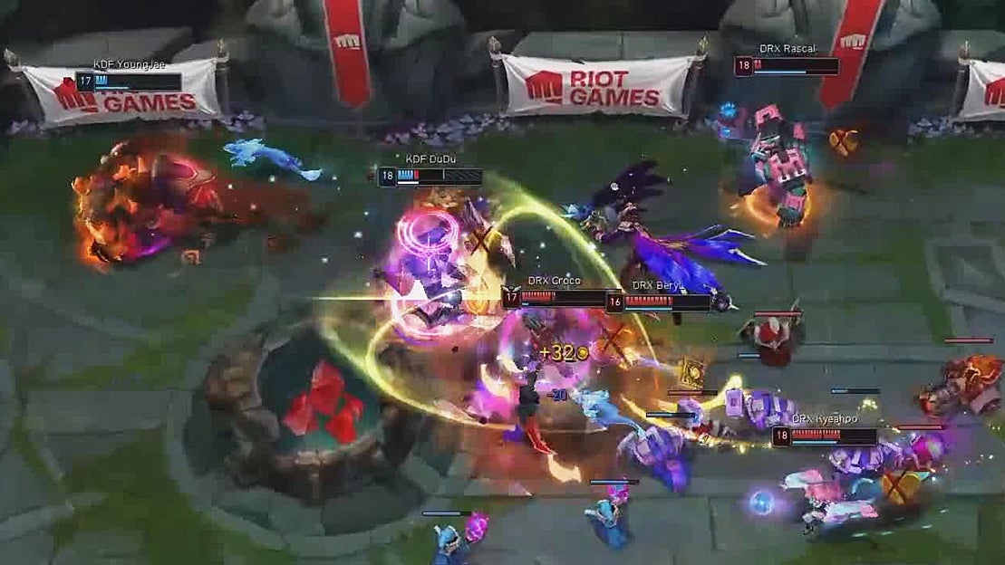 '롤신두 등장' 엄청난 무력을 보여주는 DuDu - 네이버 TV