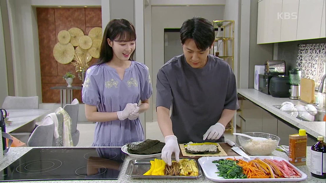 김시후 도시락을 싸는 윤다영을 도와주는 서준영 | KBS 230619 방송 - 네이버 TV