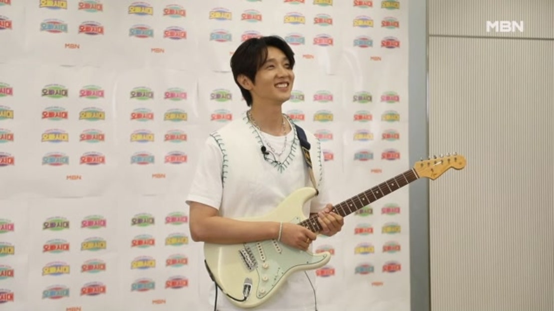 지현우 8090 라이브 영상 유출(다른 각도) MBN 방송 - 네이버 TV