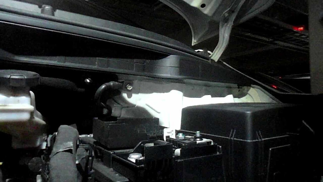 대전 카니발 KA4 출고 배터리 성능 저하로 신성동에서 델코 AGM 80L LN4 교체 진행 - 네이버 TV