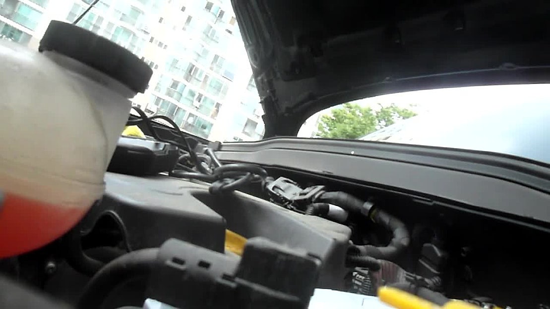 대전 지프 레니게이드 배터리 교체 송촌동에서 델코 AGM 70L 교체 후 진단기 작업 - 네이버 TV