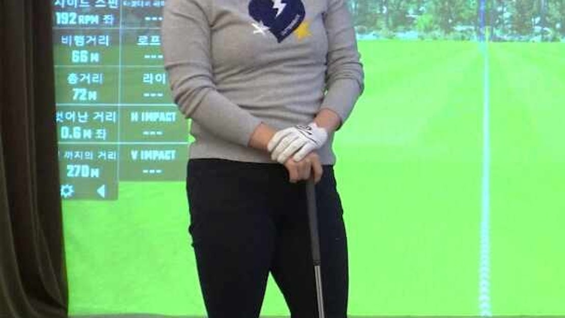 KLPGA 정희원 프로의 '페어웨이 벙커 스윙 방법' 58도 웨지 꿀팁 💛 #스윙레슨 #shorts #golf - 네이버 TV