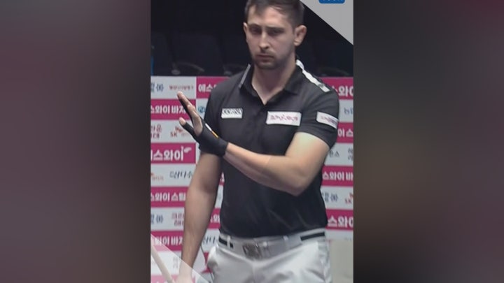 공이 마중을 나오네요 #ShortForm - 네이버 TV