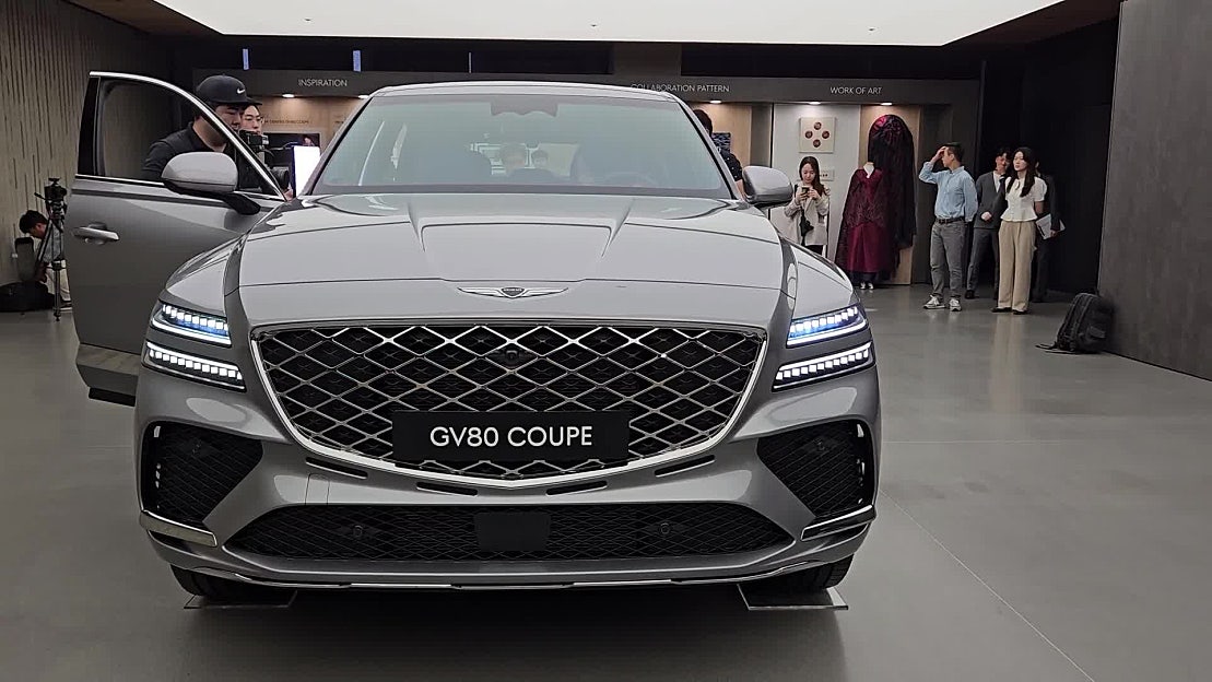 제네시스, 날렵한 뒤태 가진 쿠페형 GV80 첫 출시 - 네이버 TV