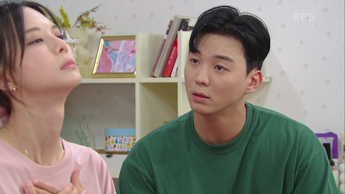 주새벽에게 구두를 고칠 방법을 묻는 강다빈 | KBS 231009 방송 - 네이버 TV