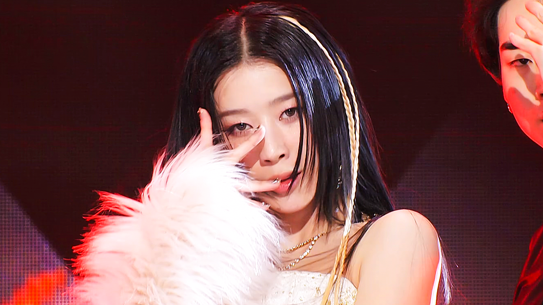 로아 (Roa) - LIAR | SBS 231203 방송 - 네이버 TV