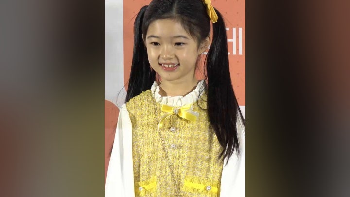 윤채나 '앙증맞은 포즈가 사랑스러움 그 자체' #도그데이즈 #dogdays #윤채나 #yoonchaena - 네이버 TV