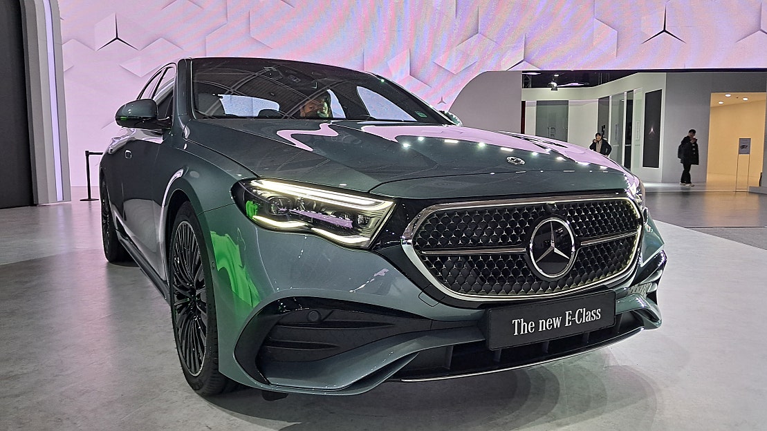 2024 벤츠 E300 4매틱 AMG라인 베르데 실버 둘러보기 | 2024 Benz E300 4matic AMGLine ...