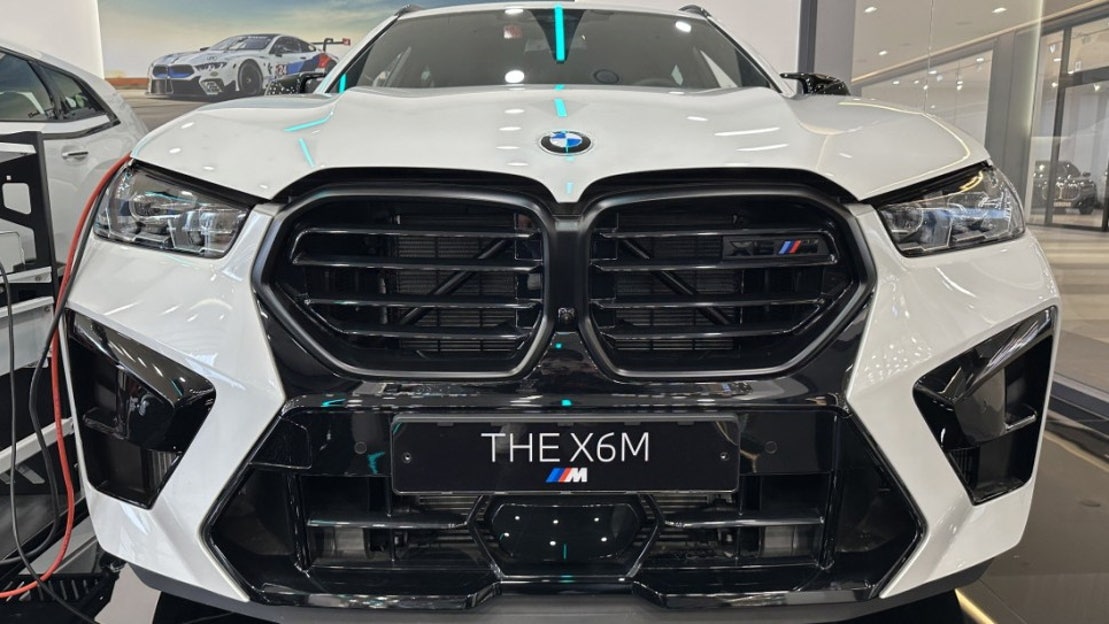 24년식 BMW X6M 컴페티션 페이스리프트 대박할인 - 네이버 TV