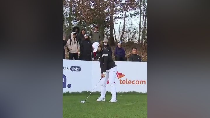 2R 17번홀 황유민 티샷 [SK쉴더스 · SK텔레콤 챔피언십 2023] - 네이버 TV