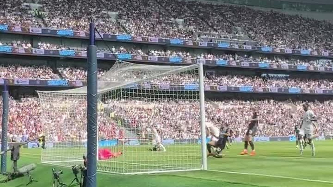 (PL 37R) 포로의 초강력 슈팅을 직캠으로 즐겨보세요 - 네이버 TV