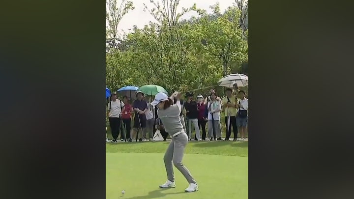 2R 13번홀 박민지 티샷 [2024 셀트리온 퀸즈 마스터즈] - 네이버 TV