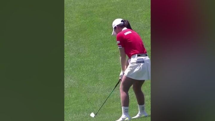 1R 파4 8번홀 이제영 연속샷 [Sh수협은행 MBN 여자오픈] - 네이버 TV