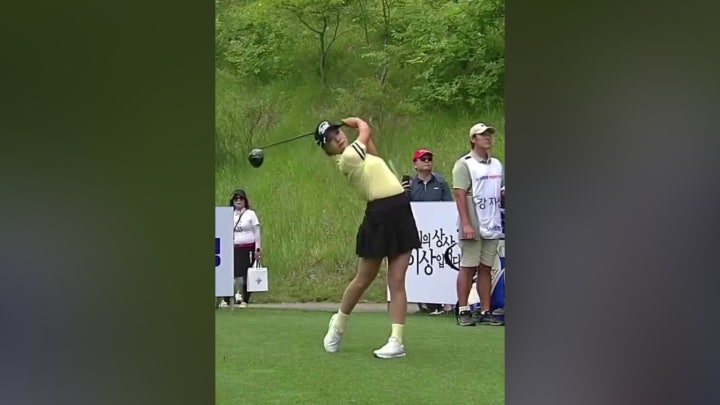 2R 4번홀 문정민 티샷 [Sh수협은행 MBN 여자오픈] - 네이버 TV