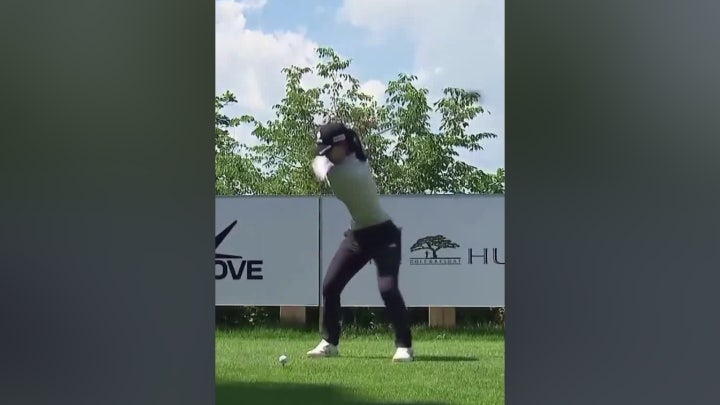 2R 8번홀 황유민 티샷 [Sh수협은행 MBN 여자오픈] - 네이버 TV