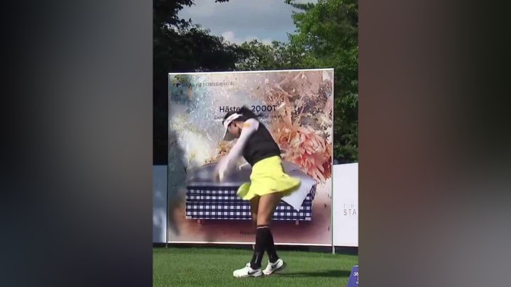 2R 12번홀 이예원 티샷 [Sh수협은행 MBN 여자오픈] - 네이버 TV