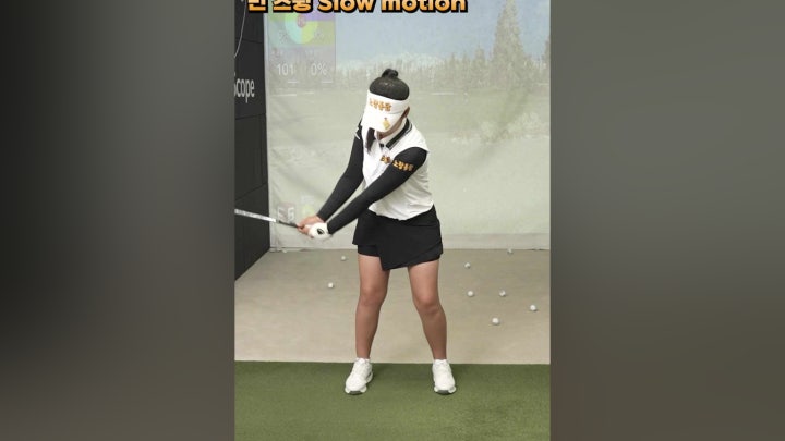 KLPGA 한지원프로의 '웨지샷 밸런스, 헤드만 세워보세요!' 58도 웨지 스윙꿀팁🔥 #shorts #golf - 네이버 TV