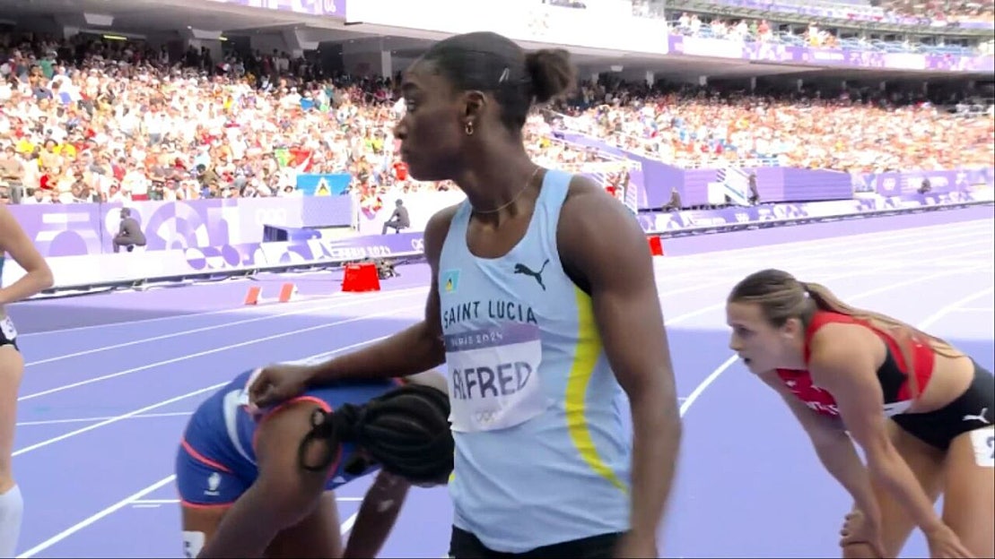 [SBS] 나홀로 무덤덤, 압도적 질주를 펼친 알프레드 [여자 200m 예선] - 네이버 TV