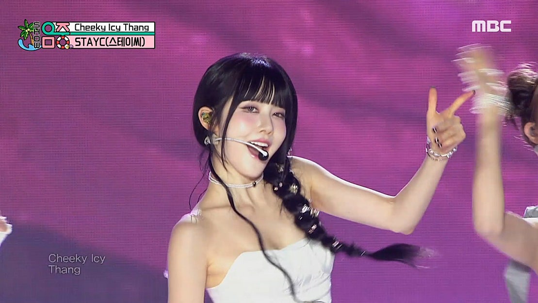 스테이씨 - Cheeky Icy Thang (STAYC - Cheeky Icy Thang), MBC 240817 방송 - 네이버 TV