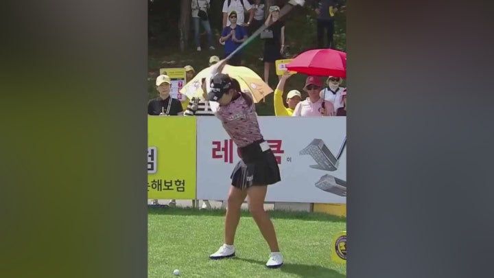 3R 3번홀 박현경 티샷 [KB금융 스타챔피언십] - 네이버 TV