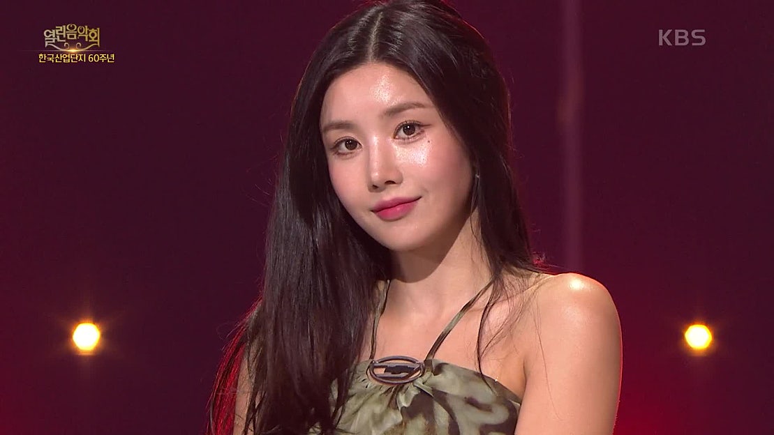 권은비 - SABOTAGE | KBS 240908 방송 - 네이버 TV