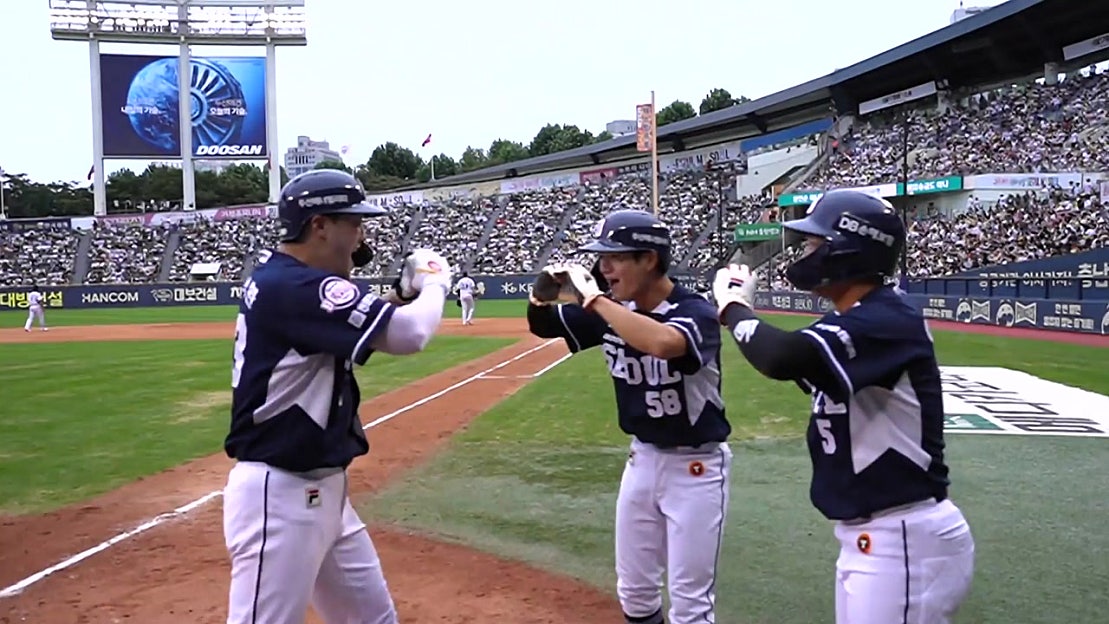 '3위 싸움' LG-두산, 더블헤더 1승 1패...SSG 5연승 - 네이버 TV