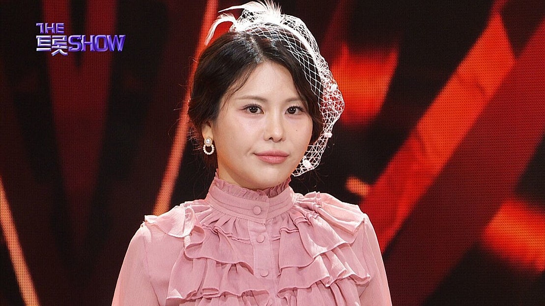 최향 - 보통여자 | 더 트롯쇼 241021 - 네이버 TV