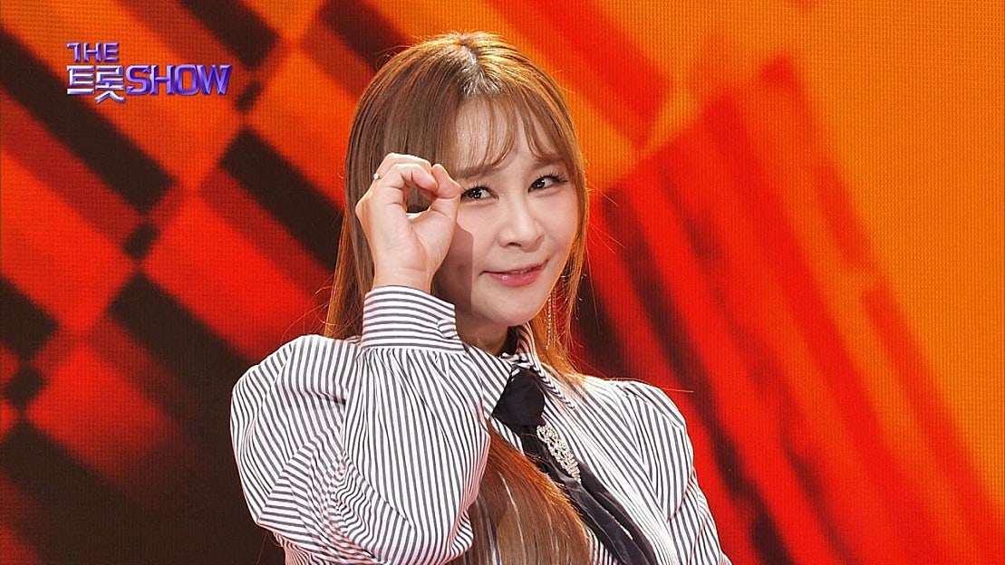 윤태화 - 조사하면 다 나온다 | 더 트롯쇼 241021 - 네이버 TV