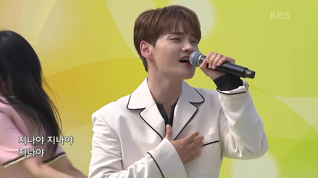 초대가수 박서진 씨의 지나야 | KBS 241027 방송 - 네이버 TV