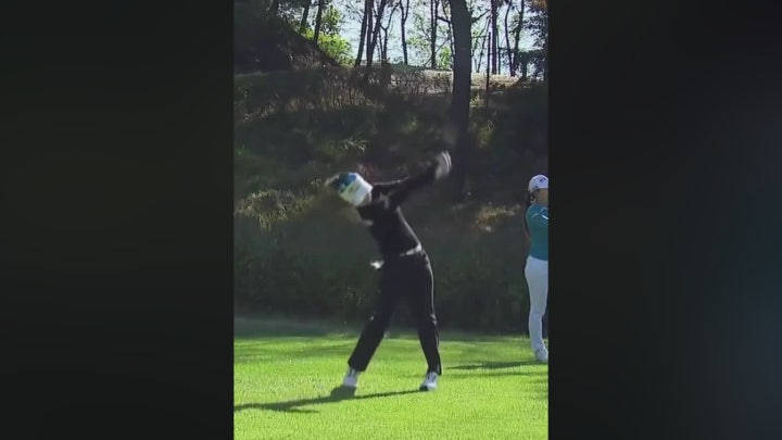 2R 2번홀 이예원 티샷 [덕신EPC · 서울경제 레이디스 클래식] - 네이버 TV