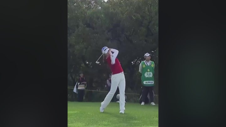 2R 12번홀 배소현 티샷 [S-OIL 챔피언십 2024] - 네이버 TV