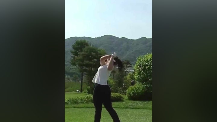 1R 11번홀 임진영 티샷 [Sh수협은행 MBN 여자오픈] - 네이버 TV