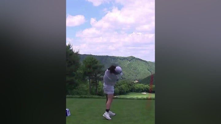 3R 9번홀 박주영 티샷 [Sh수협은행 MBN 여자오픈] - 네이버 TV