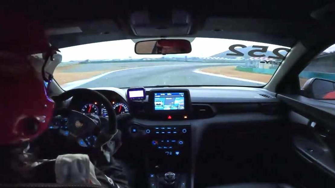 자동차 경주가 위험한 이유 - 네이버 TV