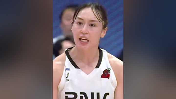 '스틸 후 속공!' 4쿼터 흐름을 먼저 가져가는 BNK 썸 - 네이버 TV