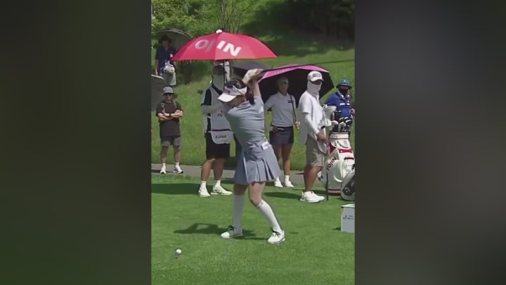 2R 9번홀 노승희 티샷 [제13회 KG 레이디스 오픈] - 네이버 TV