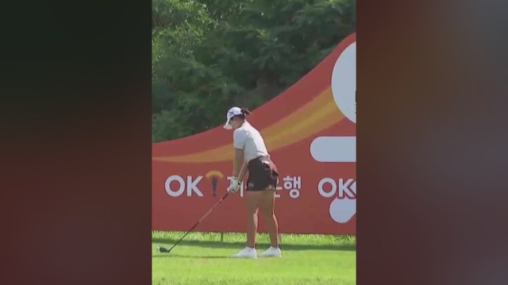 3R 1번홀 박현경 티샷 [OK저축은행 읏맨 오픈] - 네이버 TV