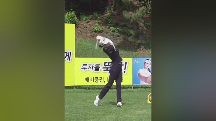 3R 4번홀 현세린 티샷 [KB금융 스타챔피언십] - 네이버 TV