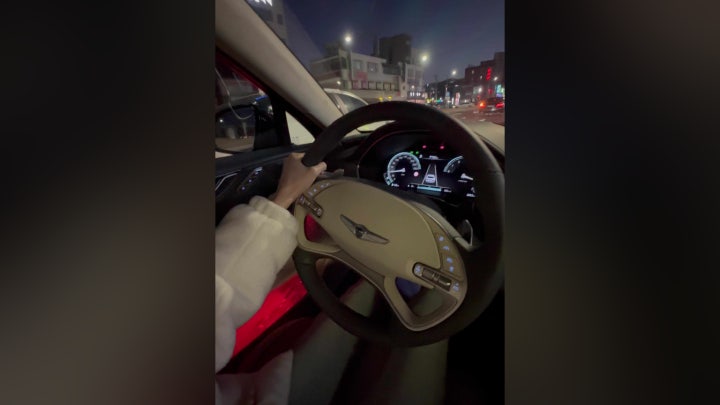 밤일 때 더욱 빛나는 제네시스 G80 실내 - 네이버 TV