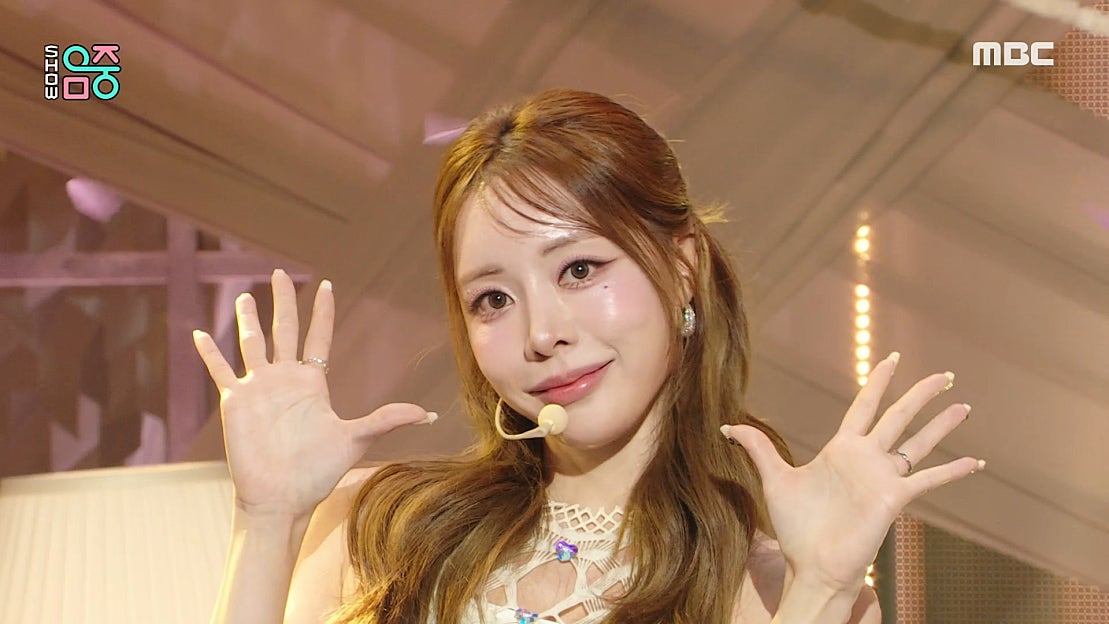 브브걸 - Love 2 (BBGIRLS - Love 2), MBC 250118 방송 - 네이버 TV