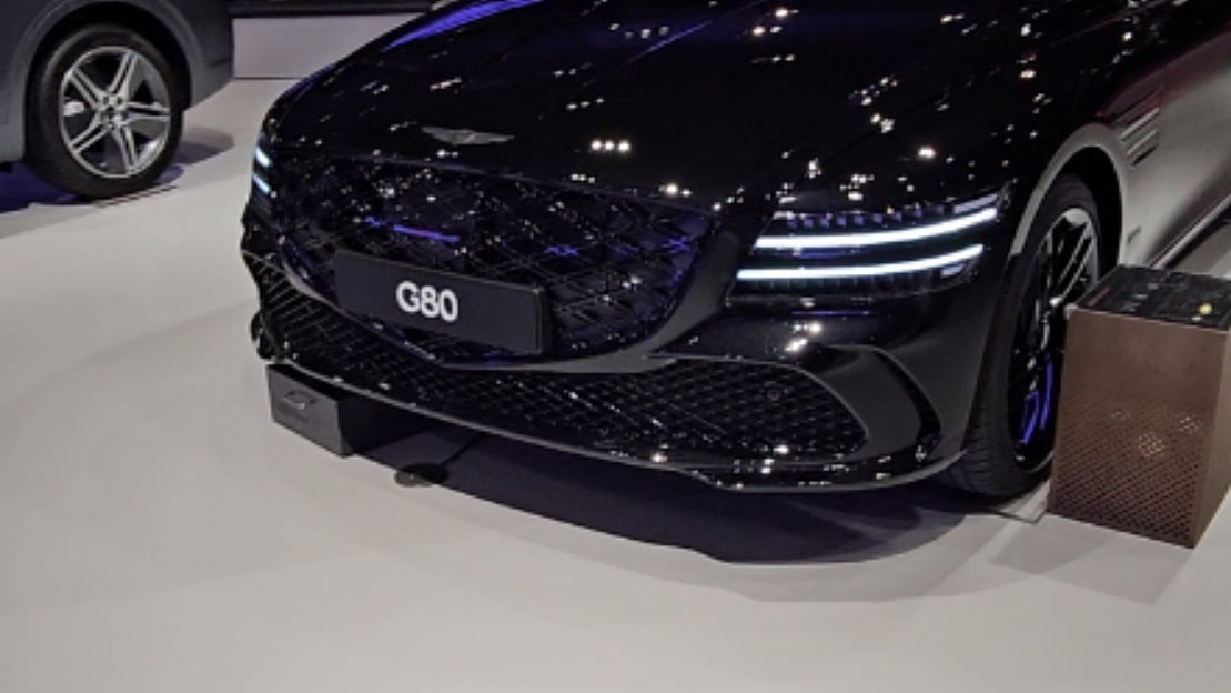 요즘 이쁘다고 난리난 제네시스 G80 블랙 - 네이버 TV